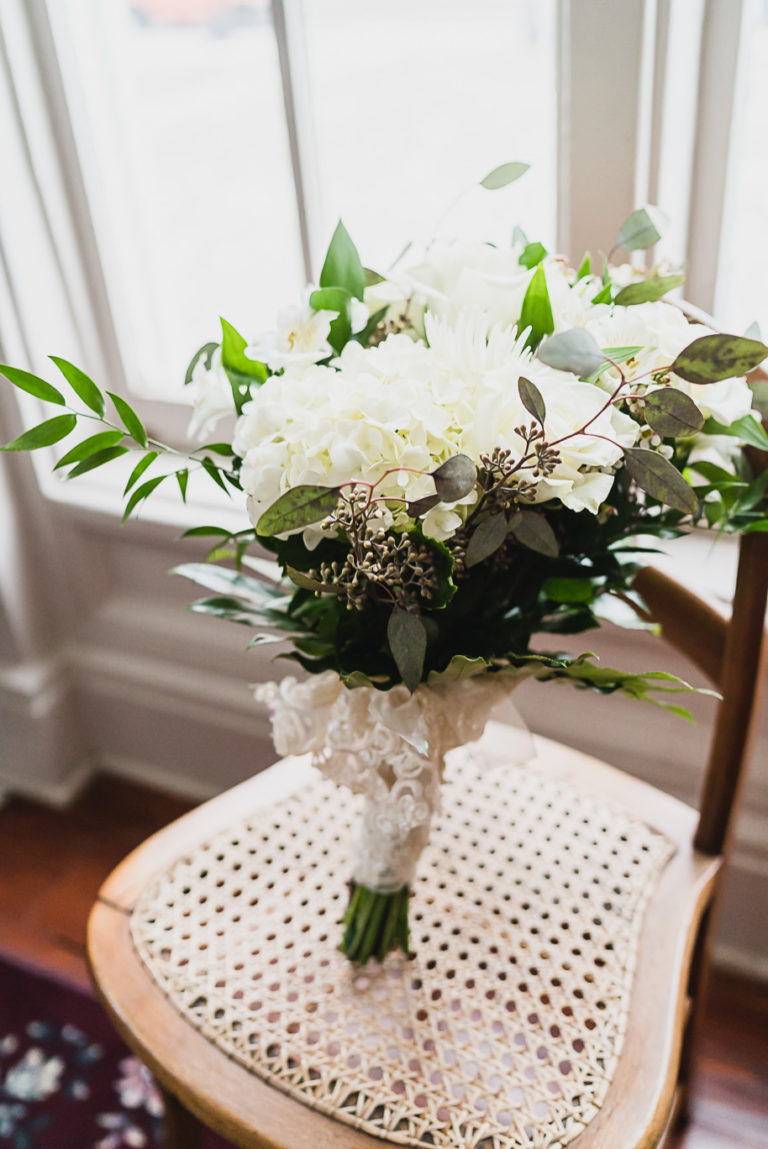 lapeer historical courthouse wedding by kari dawson photography
